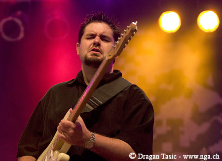 Sugar Ray and The Bluetones feat. Monster Mike Welsch Bellinzona Blues ...