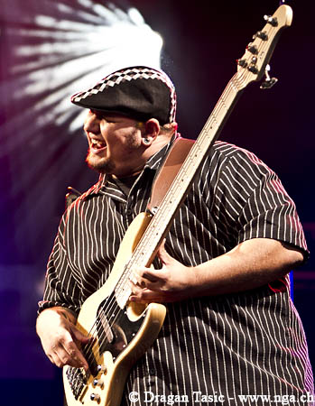 The Larry Carlton Trio Estival Jazz Lugano 2011